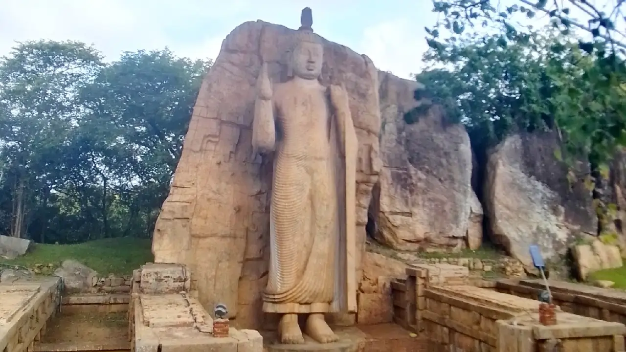 Awkana Buddha Statue - Wind and Wild Travels