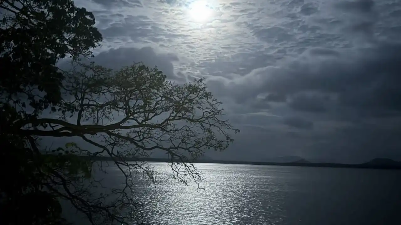 Kala Wewa - Wind and Wild Travels